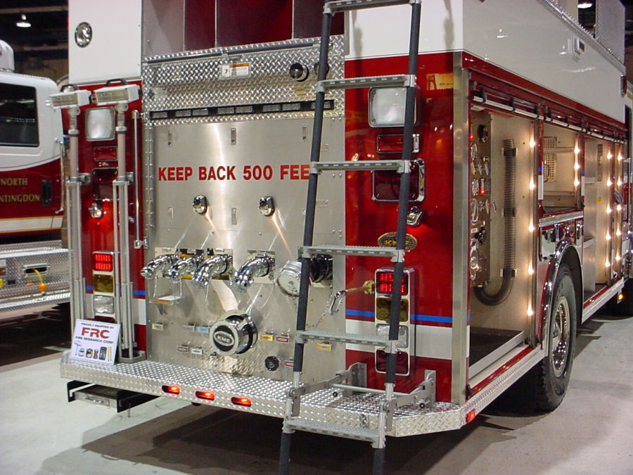 KME Prdator XMFD w/12" RR / Rear Mount / Det 60 515 HP / 925 Gal / 2000 GPM