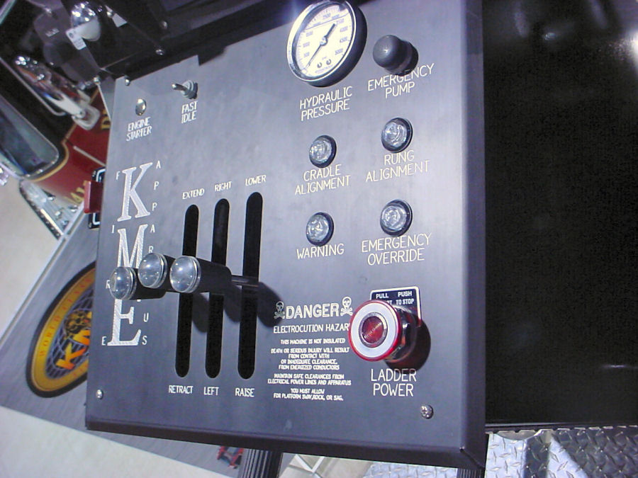 KME Aerialcat 100' Rearmount Ladder