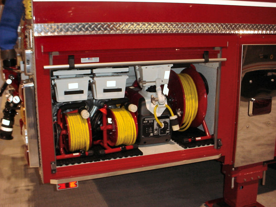 KME Aerialcat 100' Rearmount Ladder