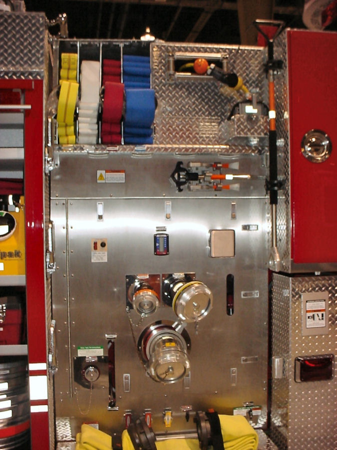 KME Aerialcat 100' Rearmount Ladder