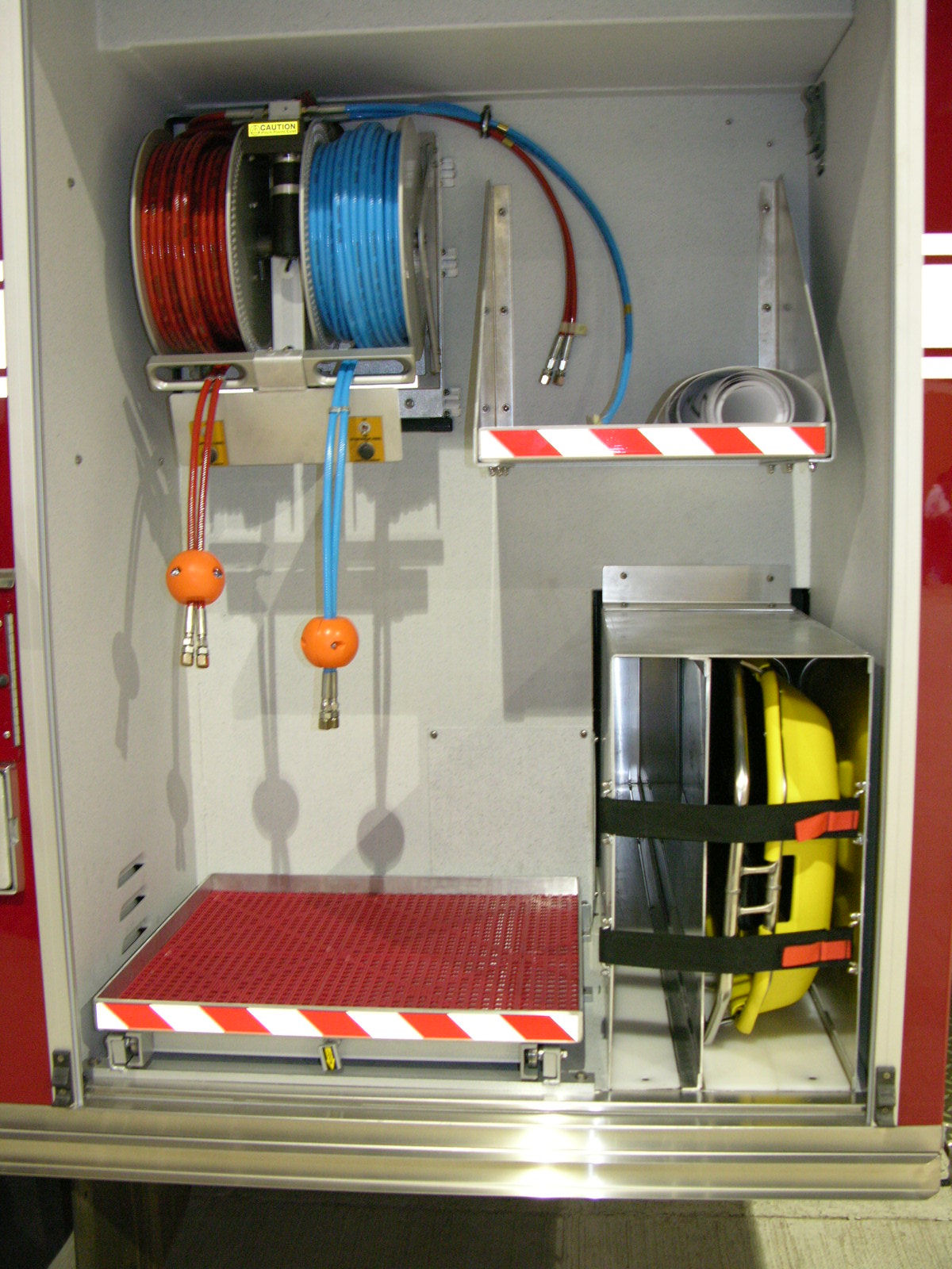 KME Custom Predator Pumper / MaxxForce 13 engine / Hale QMax 1500 gpm ...