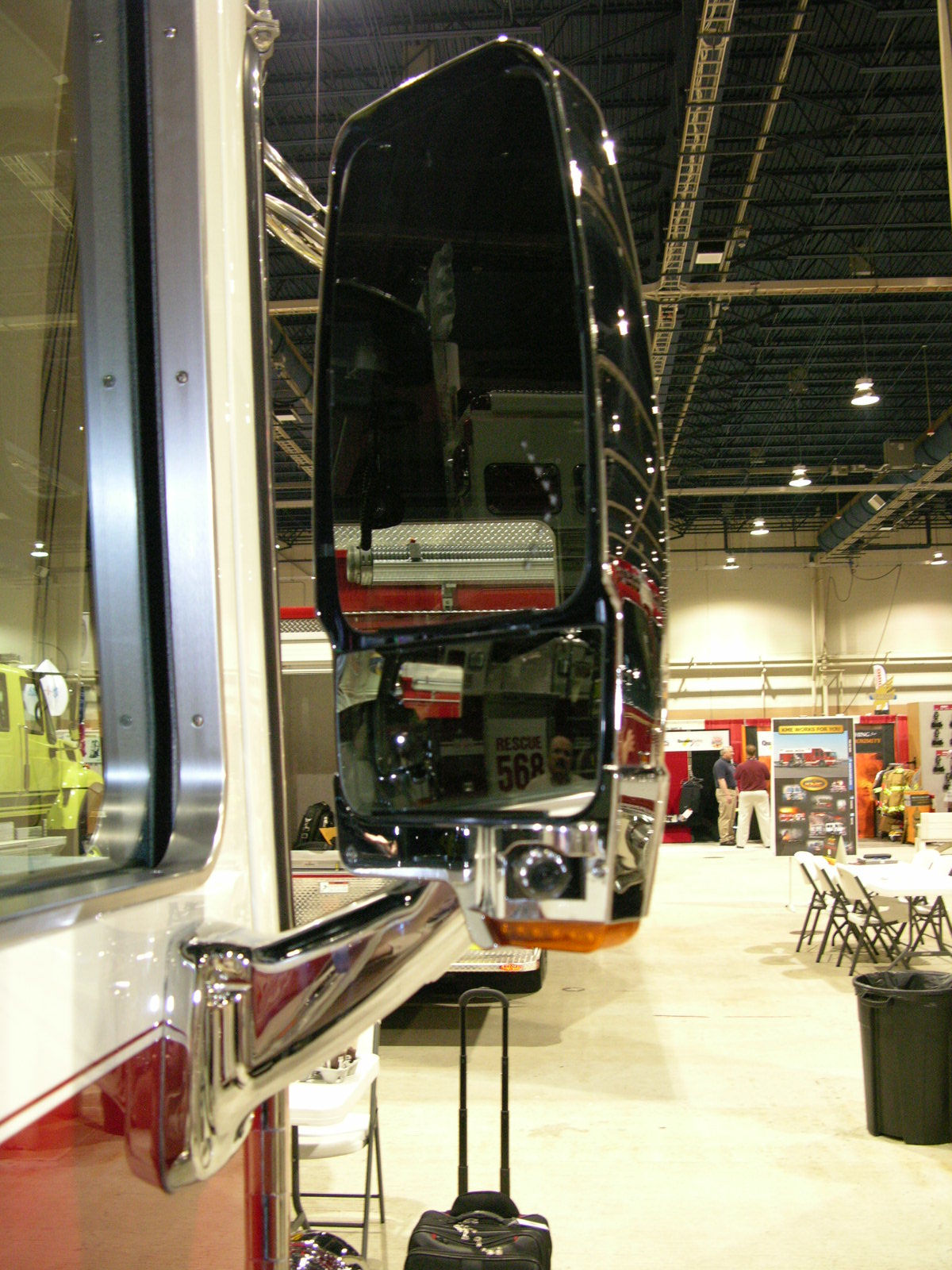 KME Custom Predator Pumper / MaxxForce 13 engine / Hale QMax 1500 gpm ...