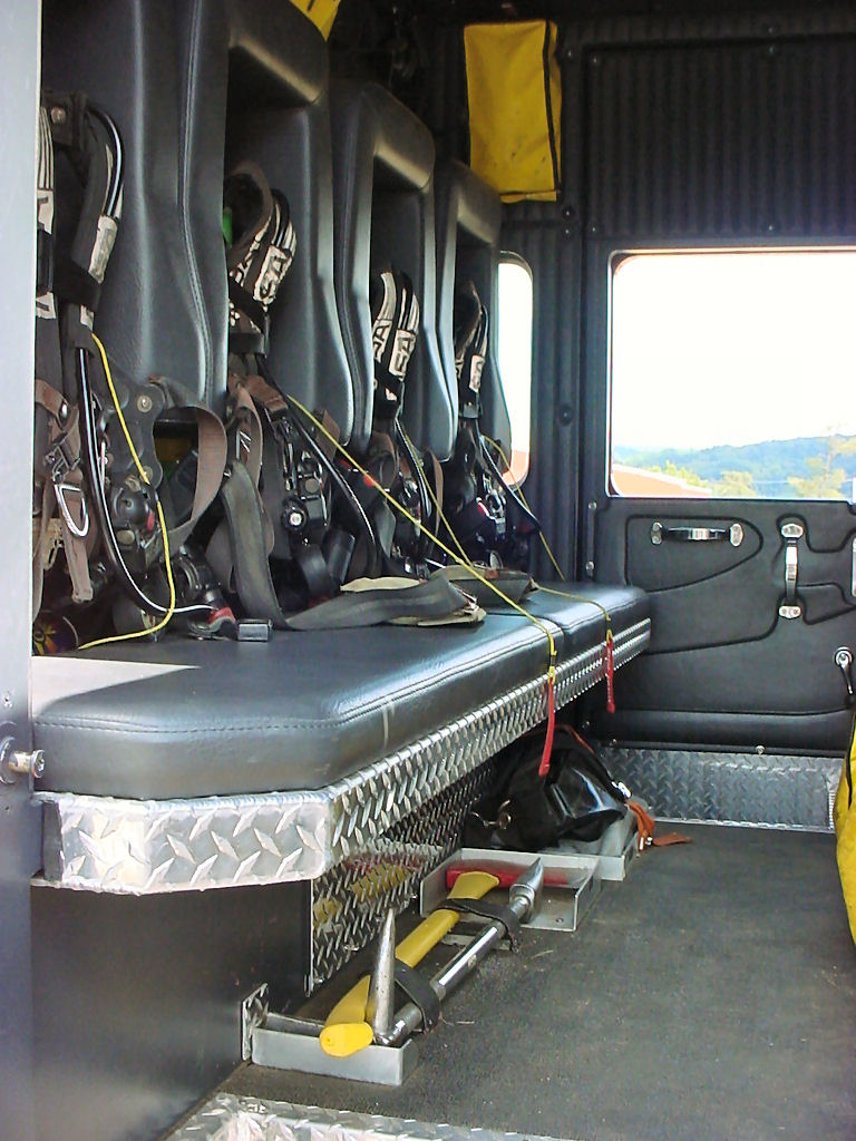 Myersville VFD 2003 KME Excel Rescue/Pumper 1250 GPM pump with 750 ...
